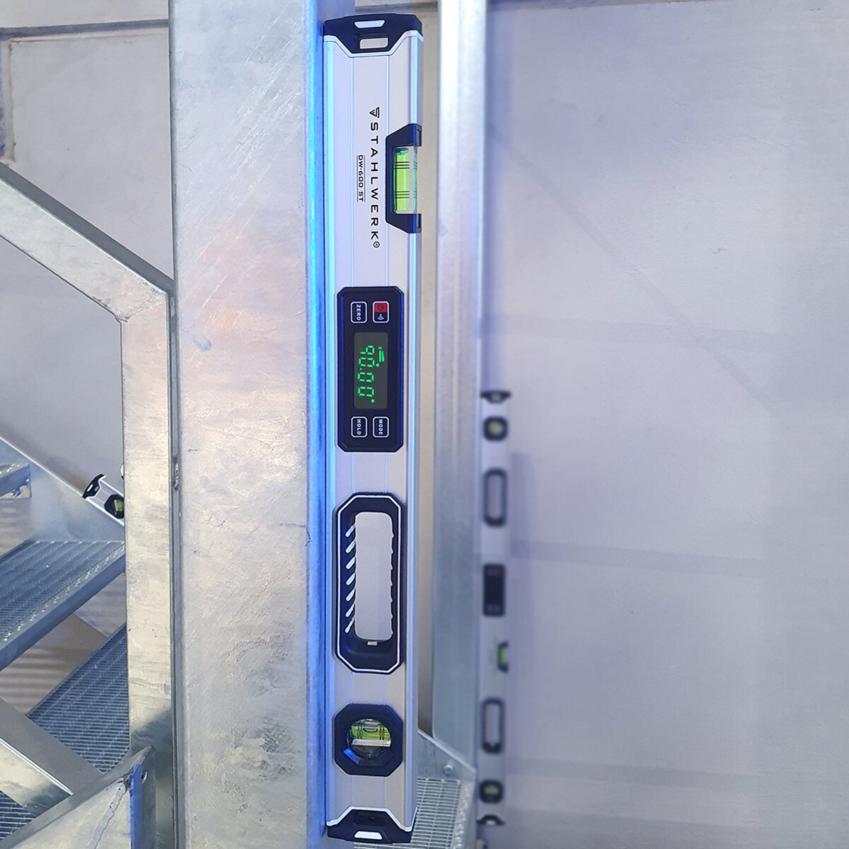 STAHLWERK Digitalt vattenpass 600 mm Vattenpass i aluminium Magnetisk ...